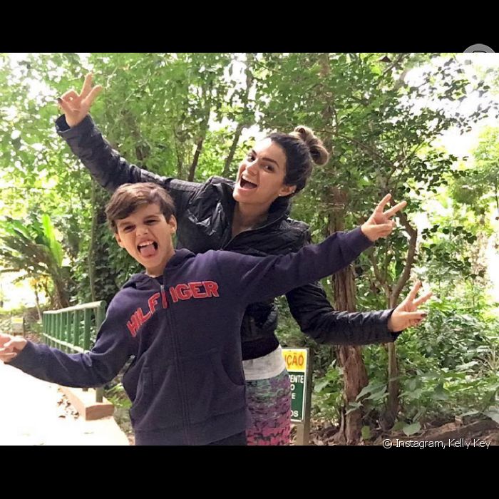 Kelly Key chama o seu filho, Jaime Victor, de 11 anos, de príncipe ...