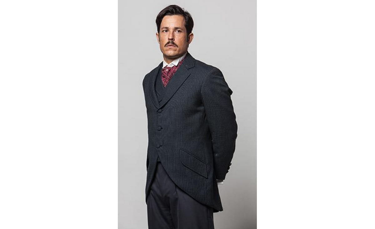 Foto: Guilherme (Roger Gobeth) é preso por Osório (Jayme Periard), mas ...