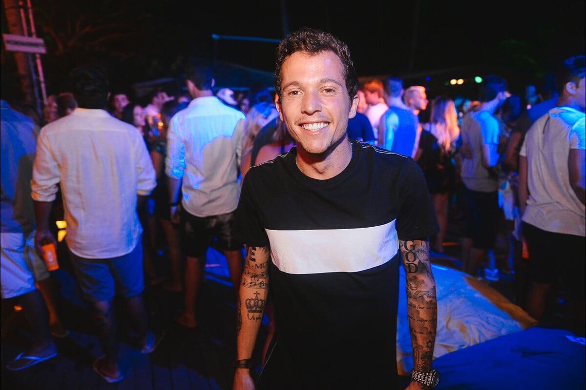 Foto: O jogador Bernard Duarte também curtiu a Ressaca de Réveillon ...