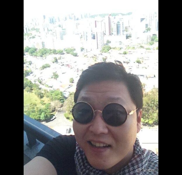Psy, o rapper sul-coreano de 'Gangnam Style', chega a Salvador para ...
