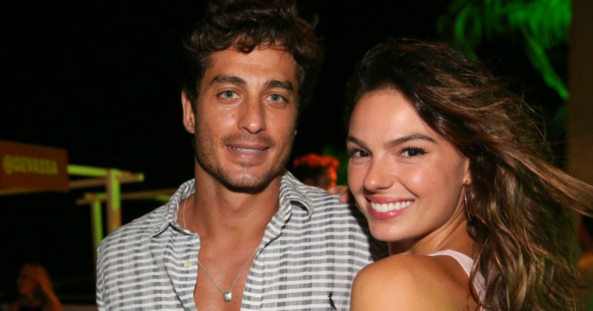 Casada com modelo André Resende, Isis Valverde está prestes a comemorar ...