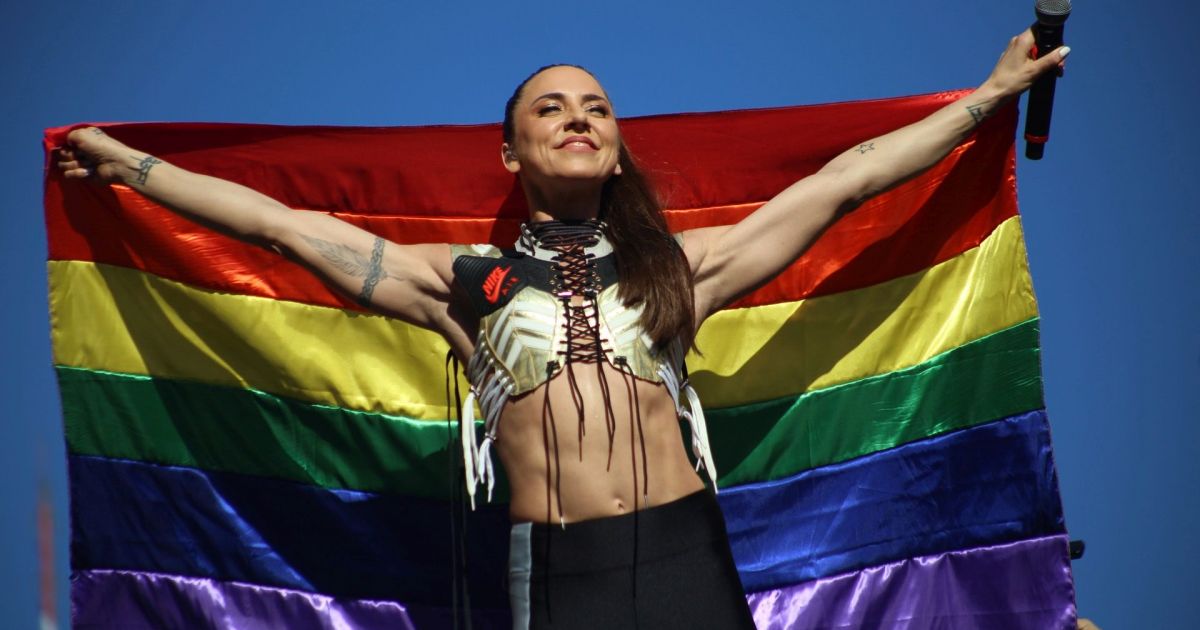 Mel C foi o grande nome internacional da Parada LGBT em São Paulo ...