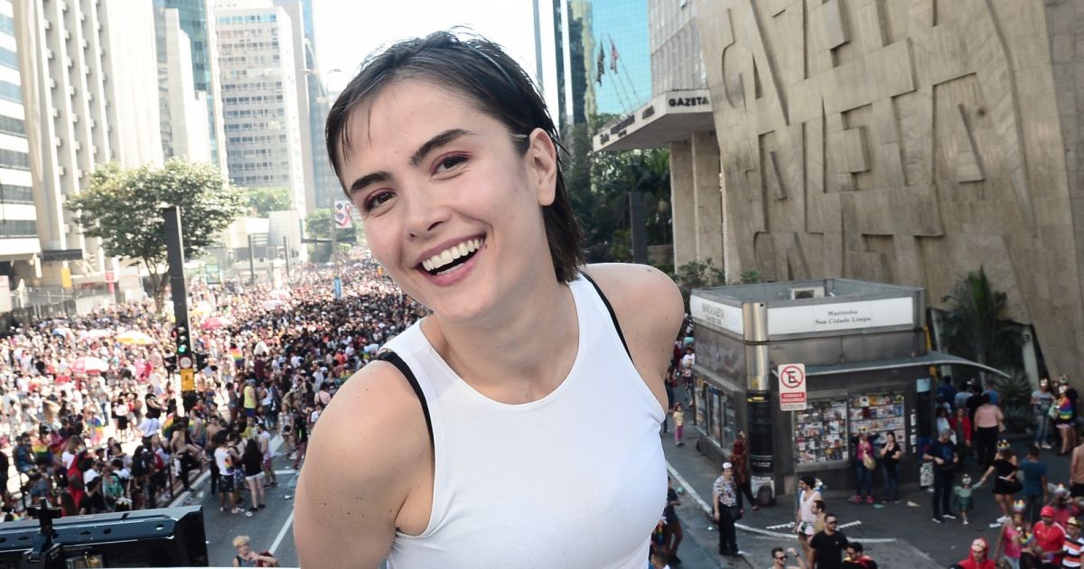 Maria Casadevall Na Parada Lgbt Em São Paulo Purepeople