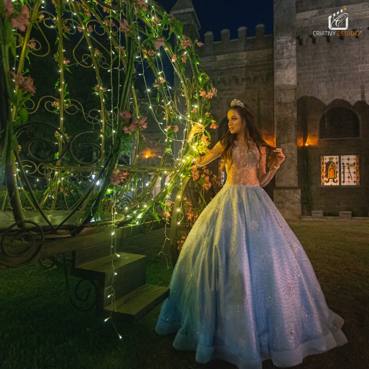 Foto: Bela Fernandes, atriz da novela 'As Aventuras de Poliana', estava ...