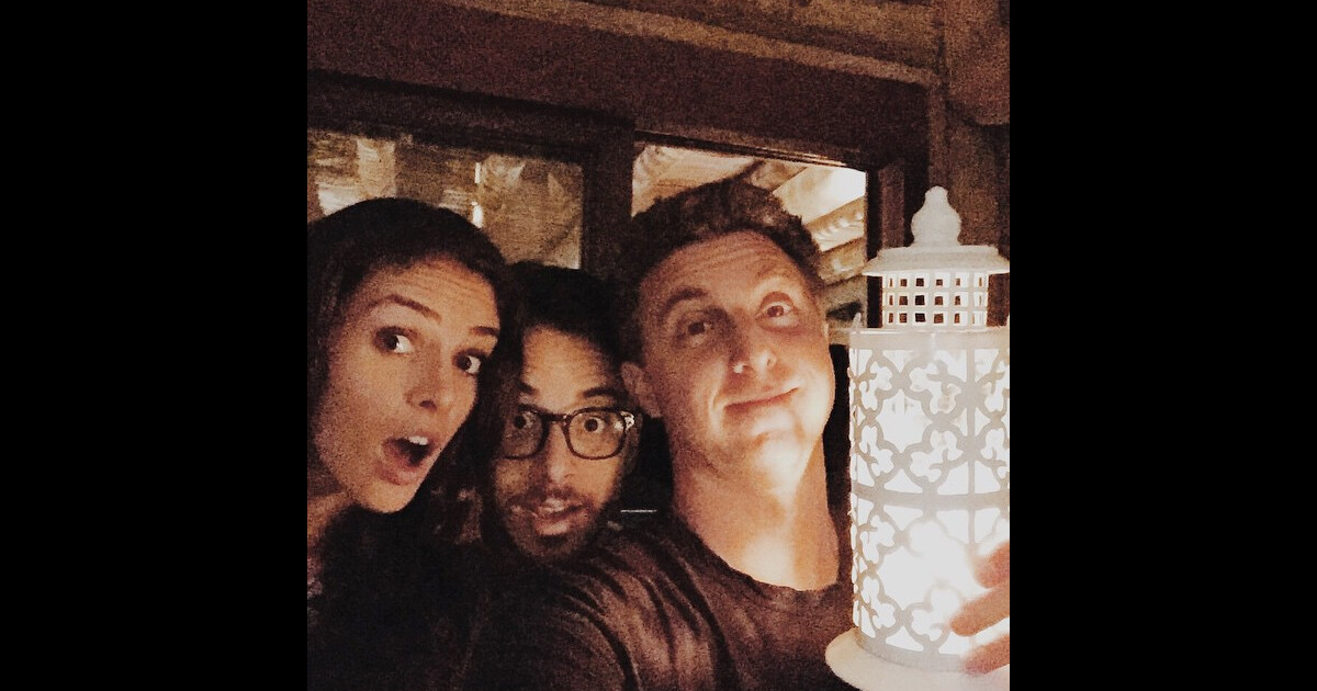 Luciano Huck encontra com Junior Lima e a esposa em Fernando de Noronha ...