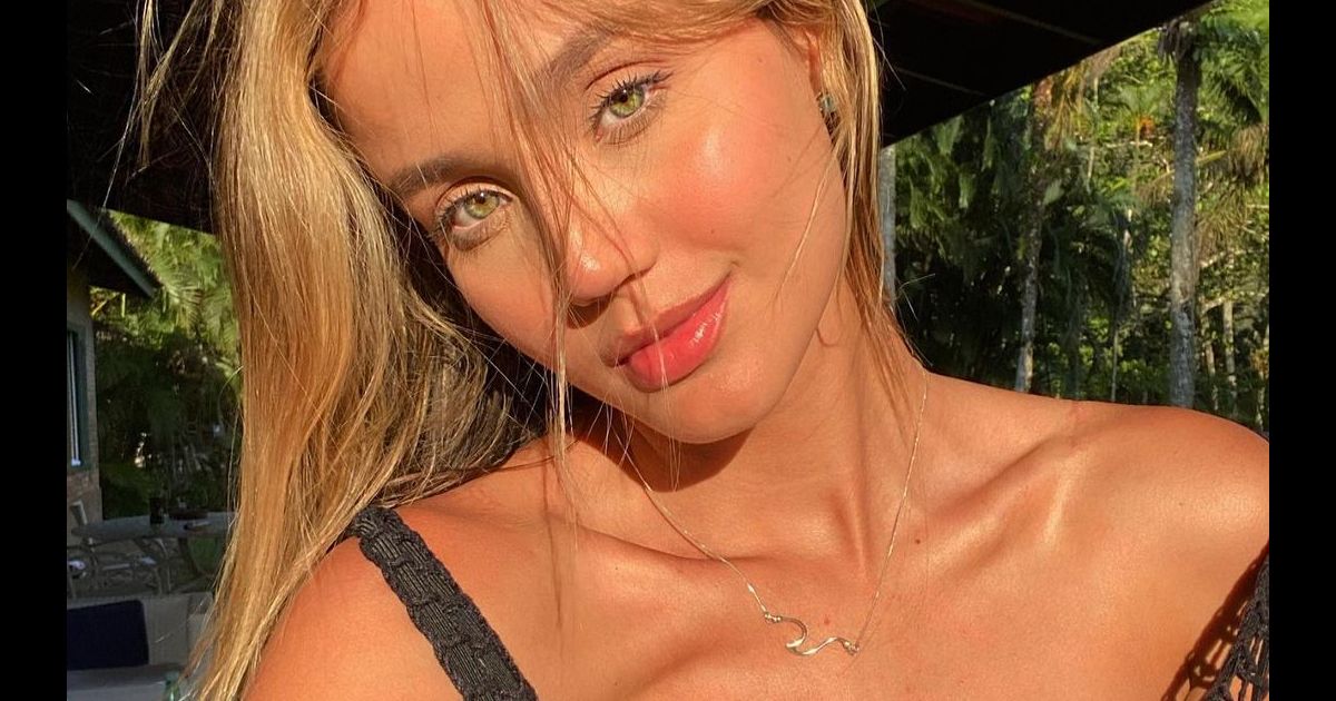 Biah Rodrigues ensinou um truque para deixar o corpo com efeito glow ...