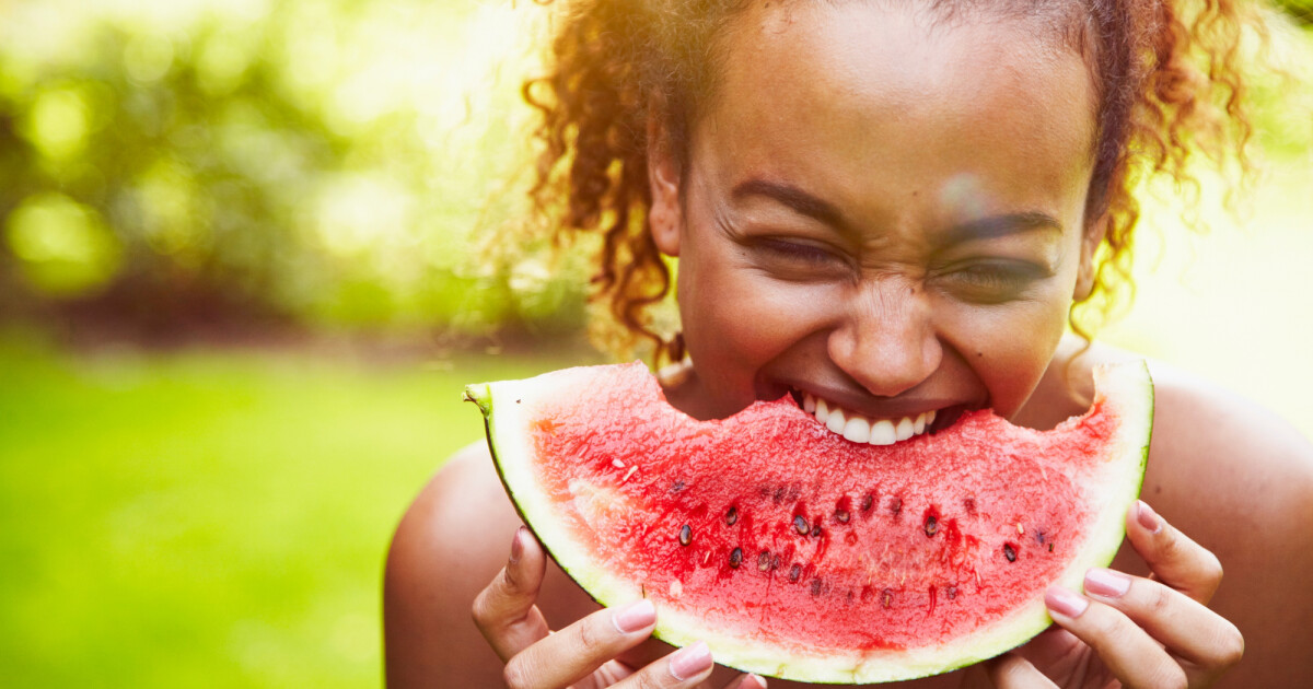Bronzeado perfeito! Os alimentos certos que ajudam a potencializar o ...