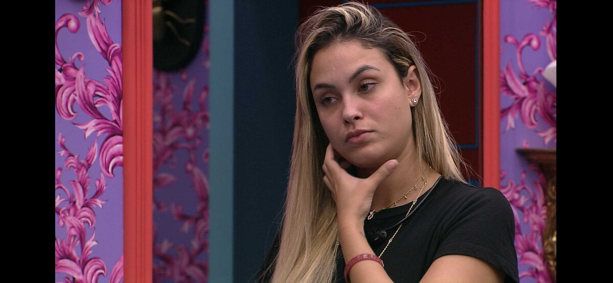 Foto No Bbb 21 Sarah Acredita Que João Luíz Lider Vai Indicar