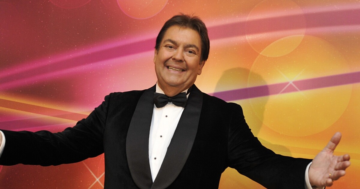 Faustão faz 71 anos e ganha declaração da mulher na web: 'Vencedor do ...