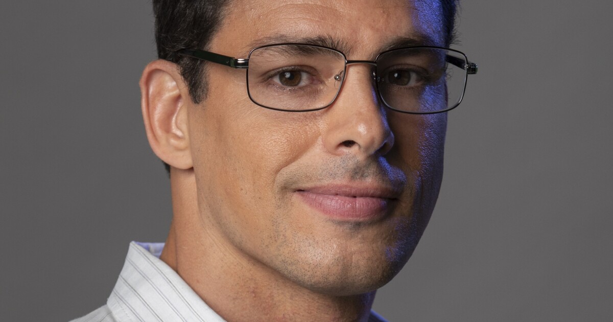 'Um Lugar ao Sol': como Christian se tornou Renato e mais! O que rolou ...