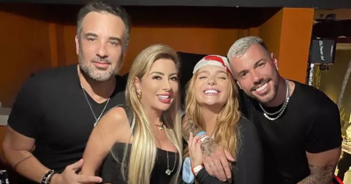 Viih Tube apresentou Lipe Ribeiro para o pai e para a madrasta - Purepeople