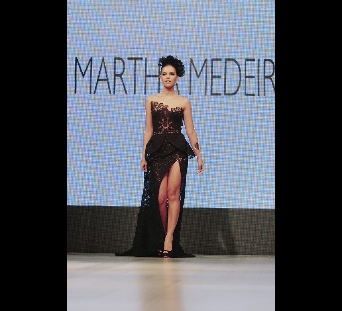 Foto: Maria Rios desfila para Martha Medeiros - Purepeople