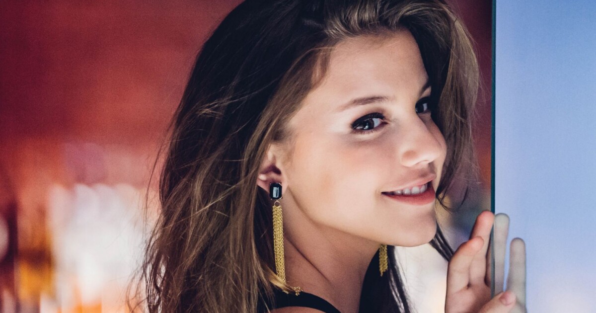 Alice Wegmann, de 'Boogie Oogie', fala sobre vaidade: 'Não fico me ...