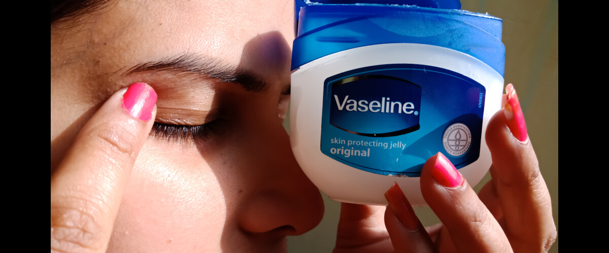 Foto: A técnica do slugging usa vaselina para combater a pele ressecada ...