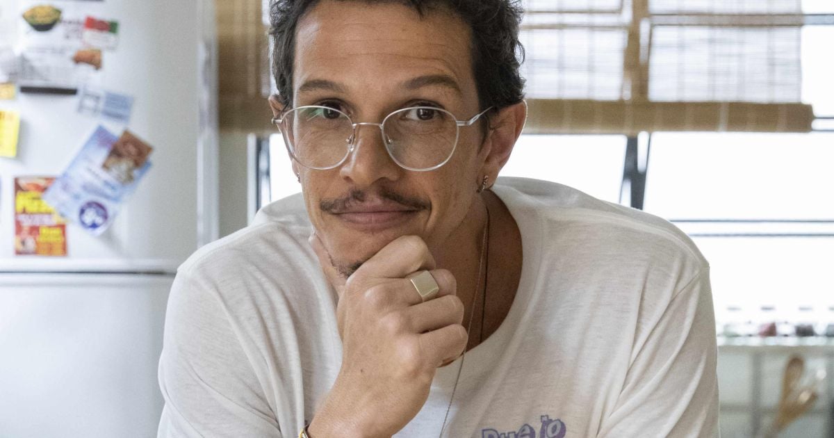 Gil (Rafael Losso): amigo de Ari (Chay Suede), a quem vai hospedar ...