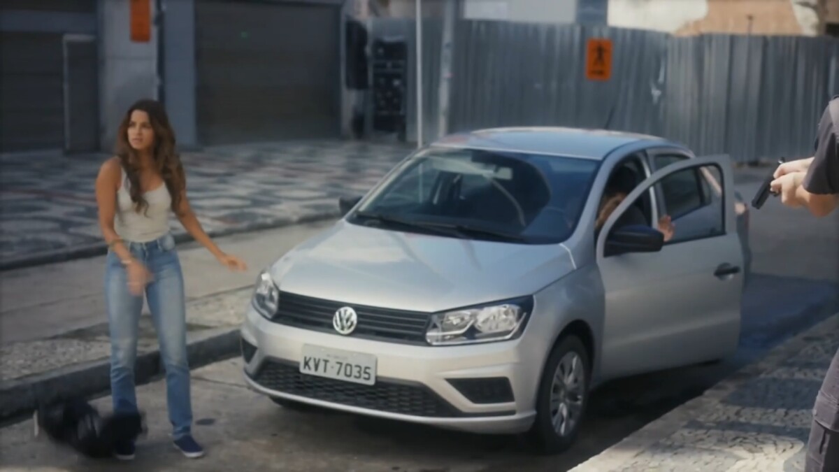 Foto: Noiva de Ari (Chay Suede), Brisa (Lucy Alves) acabou presa por ...