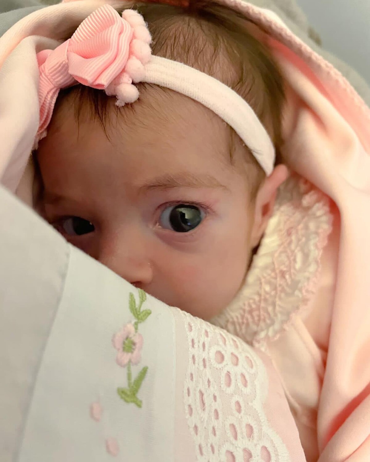 Foto: Ela sofre com uma doença cardíaca rara. - Purepeople