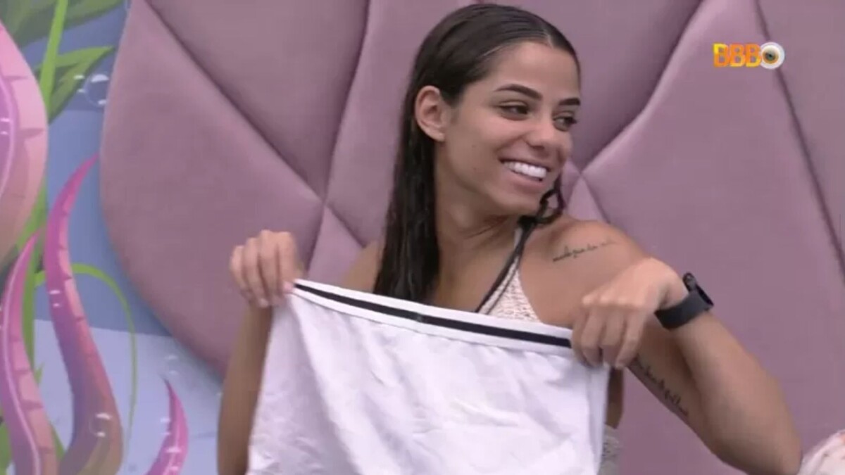 Foto: BBB 23: Key Alves ganha cueca de Gustavo para guardar de ...
