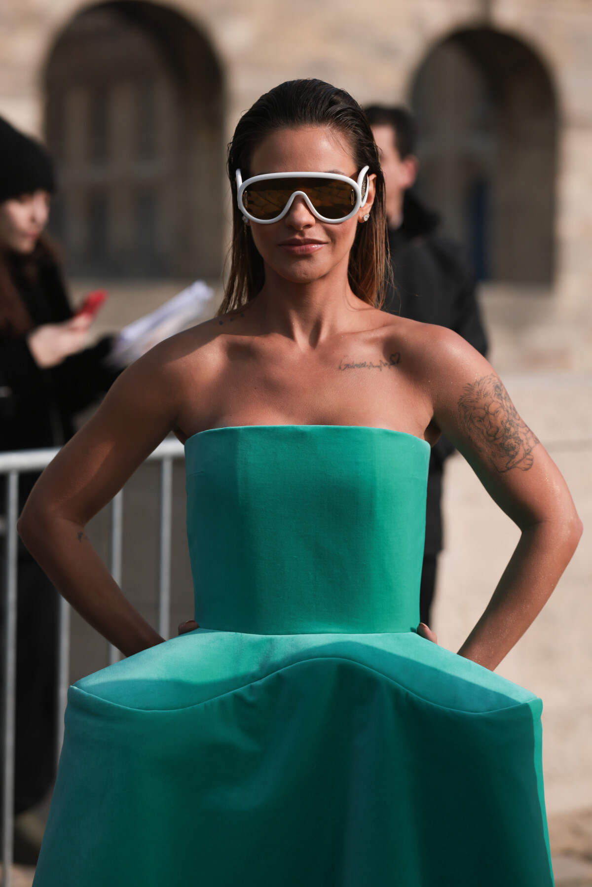 Foto: Look extravagante de Andressa Suita na Semana de Moda de Paris ...