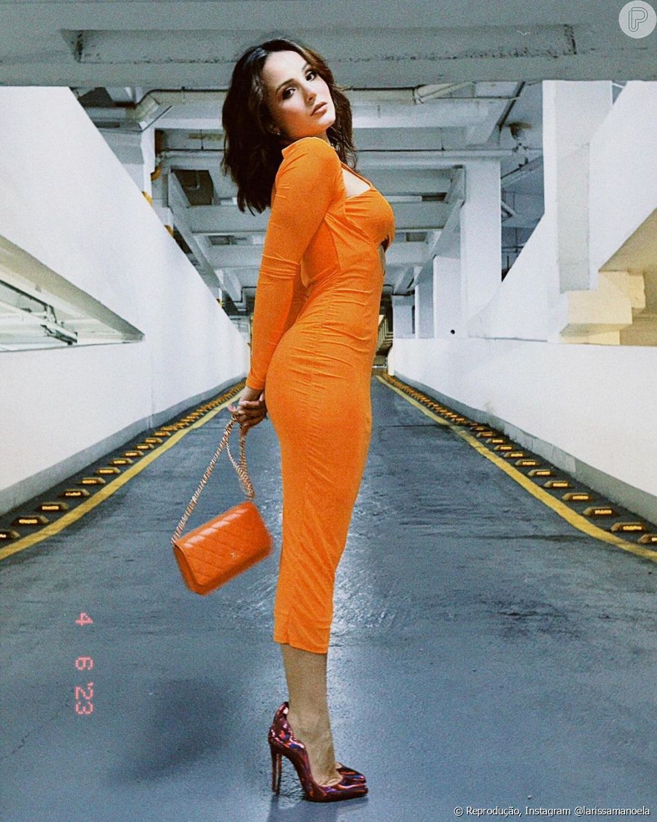 Larissa Manoela surge de vestido justo ao corpo e o noivo, André Luiz Frambach, expõe ...