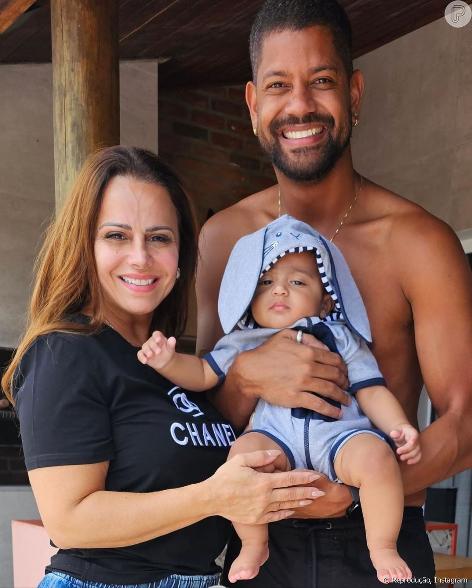 Qual é a profissão do marido de Viviane Araújo?: fotos - Purepeople