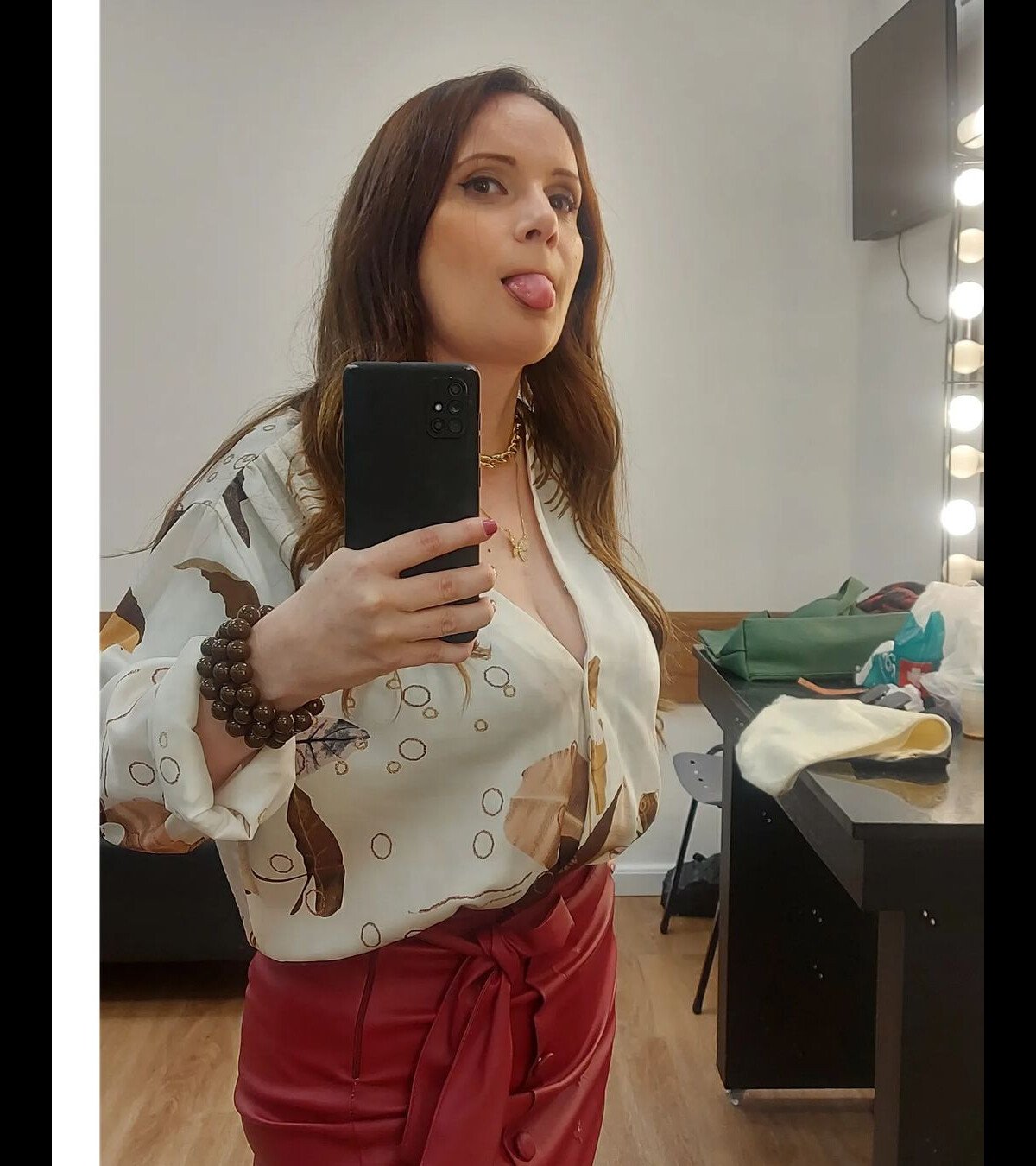 Foto: Mhel Marrer está no elenco de 'A Praça é Nossa' atualmente ...