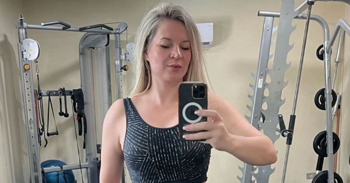 24 kg mais magra, ex-deputada Joice Hasselmann exibe cintura fina em dia de treino intenso e ...