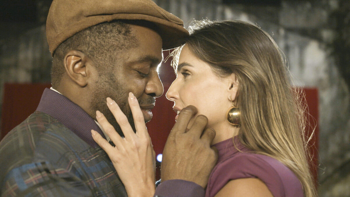Foto: Lázaro Ramos interpreta Mário Fofoca na novela 'Elas por Elas' e ...