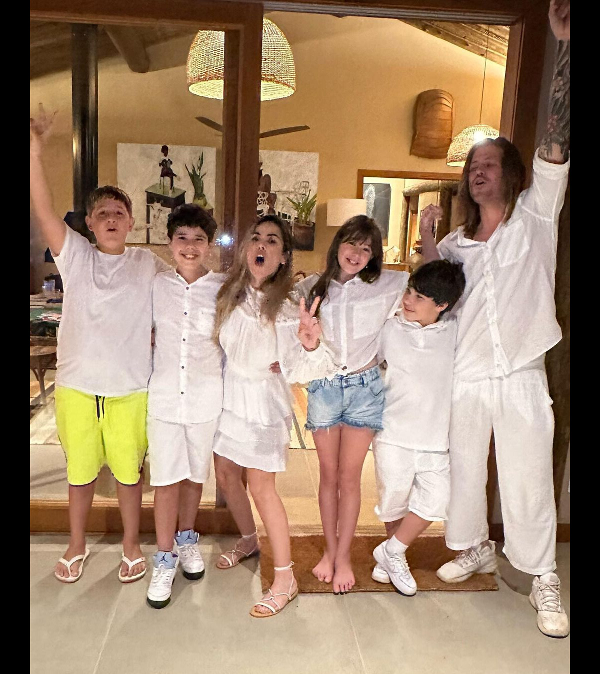 Foto: Wanessa Camargo e Dado Dolabella em foto de 2021 com os dois ...