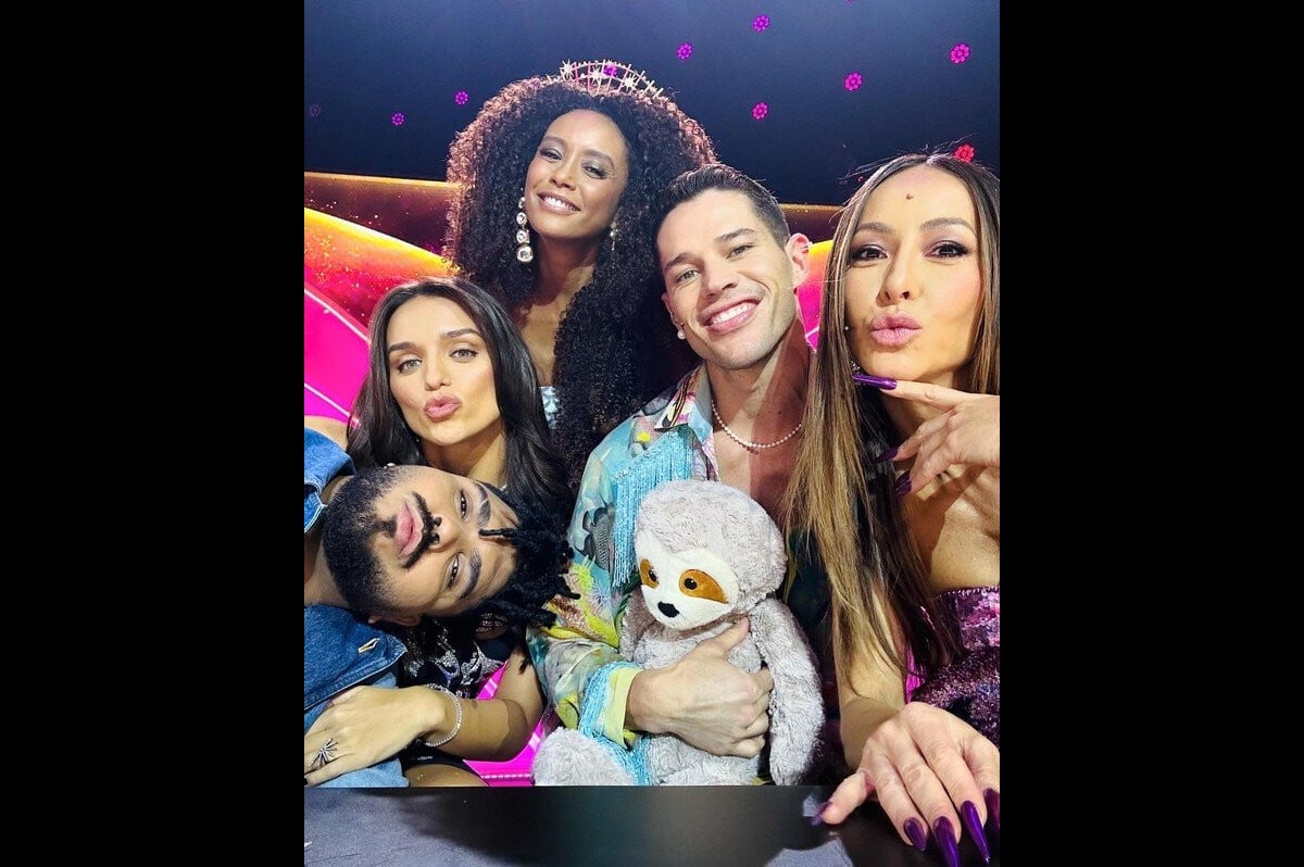 Foto: Sabrina Sato x Rafa Kalimann: a jurada da atração debochou do ...