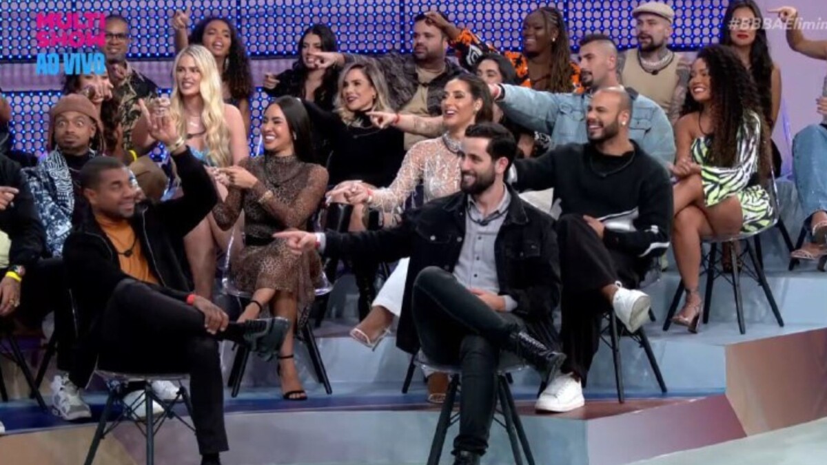 Foto: Reencontro de ex-brothers do 'BBB 24' frustra a web - Purepeople