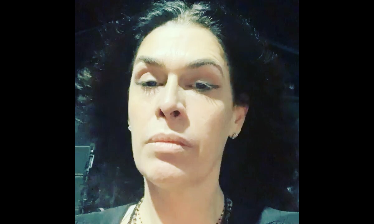 Foto: A profissional, identificada como Edna, foi a mesma que estrelou ...