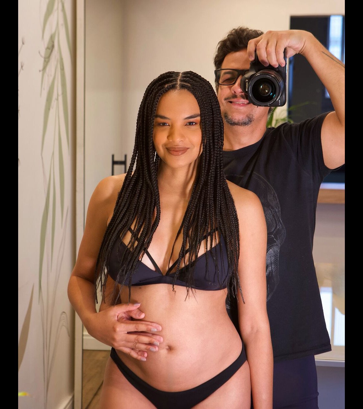 Foto: Lucy Ramos e Thiago Luciano estão juntos há 18 anos e celebraram a novidade nas redes ...