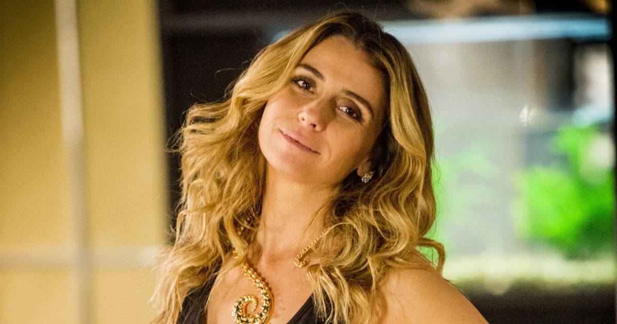 Novela 'A Regra do Jogo': Atena se apresenta a Gibson como sócia da ...