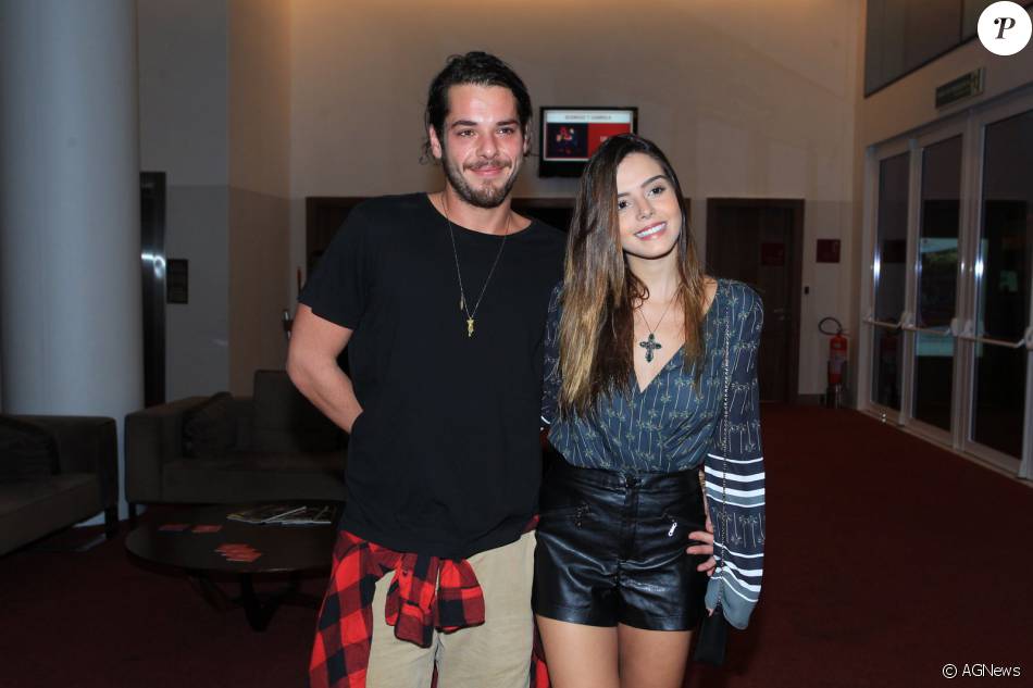 Giovanna Lancellotti e o namorado, Gian Luca Ewbank, assumiram o ...
