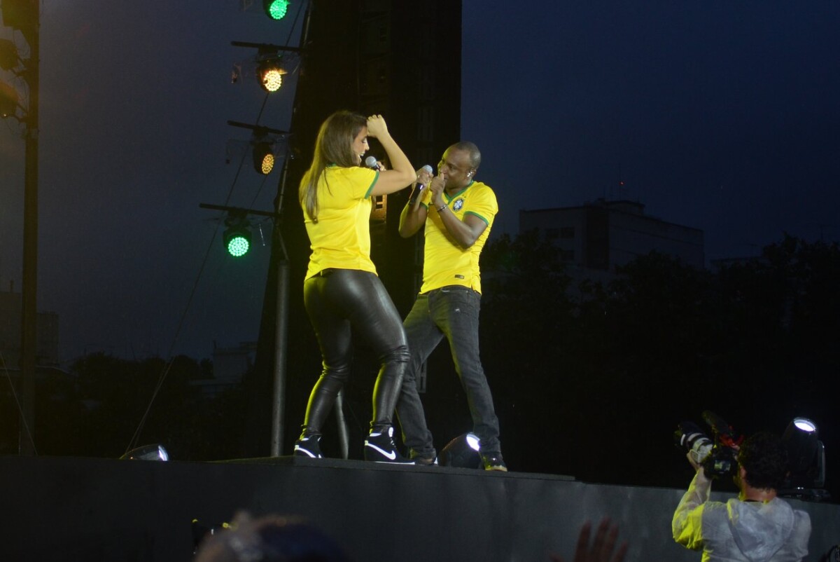 Foto: Ivete Sangalo e Thiaguinho se apresentam juntos no Nike Festival ...