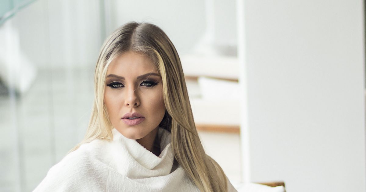 Manoela Alves, suposta namorada de Luan Santana, acompanhou a gravação ...