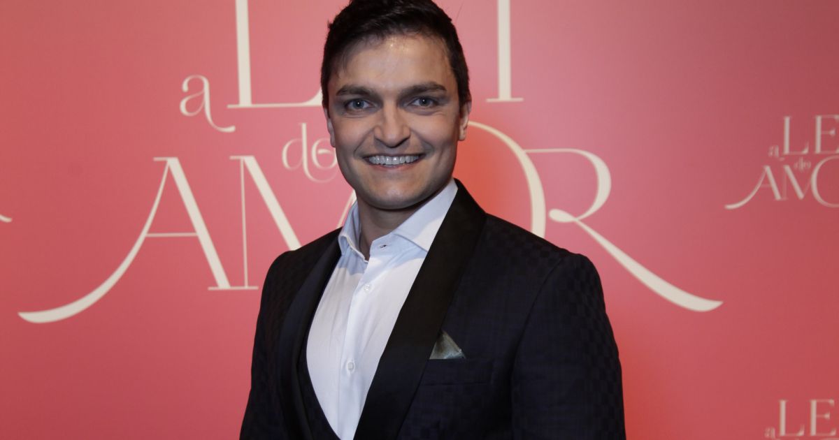 Maurício Machado é o deputado Arlindo Nacib na novela ' A Lei do Amor ...