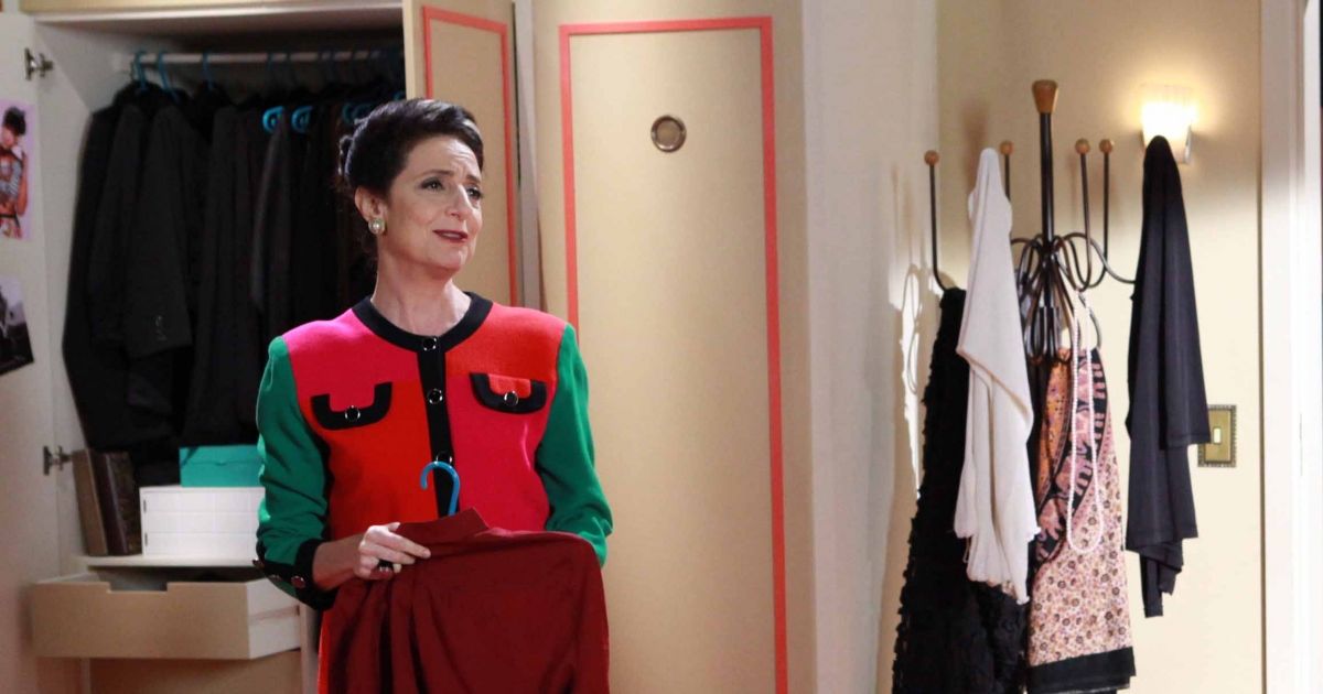 Clarice Niskier é Haydee Escobar, a interesseira mãe de Nicole (Dani ...