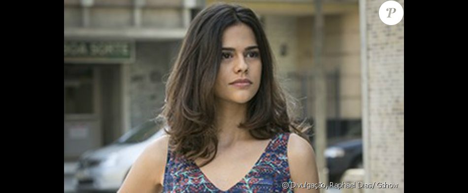 Aline (Arianne Botelho) usa o amor que Marcão (Paulo Lessa) sente por ...