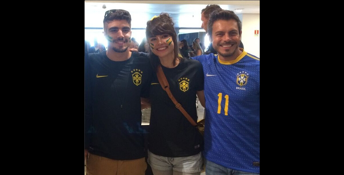 Foto: Caio Castro foi torcer pelo Brasil na abertura da Copa do Mundo ...