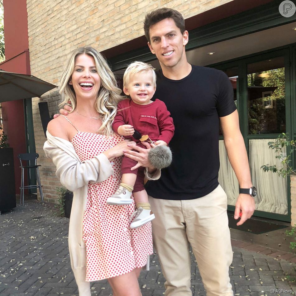 Karina Bacchi e Amaury Nunes se casaram em igreja de São Paulo diante ...