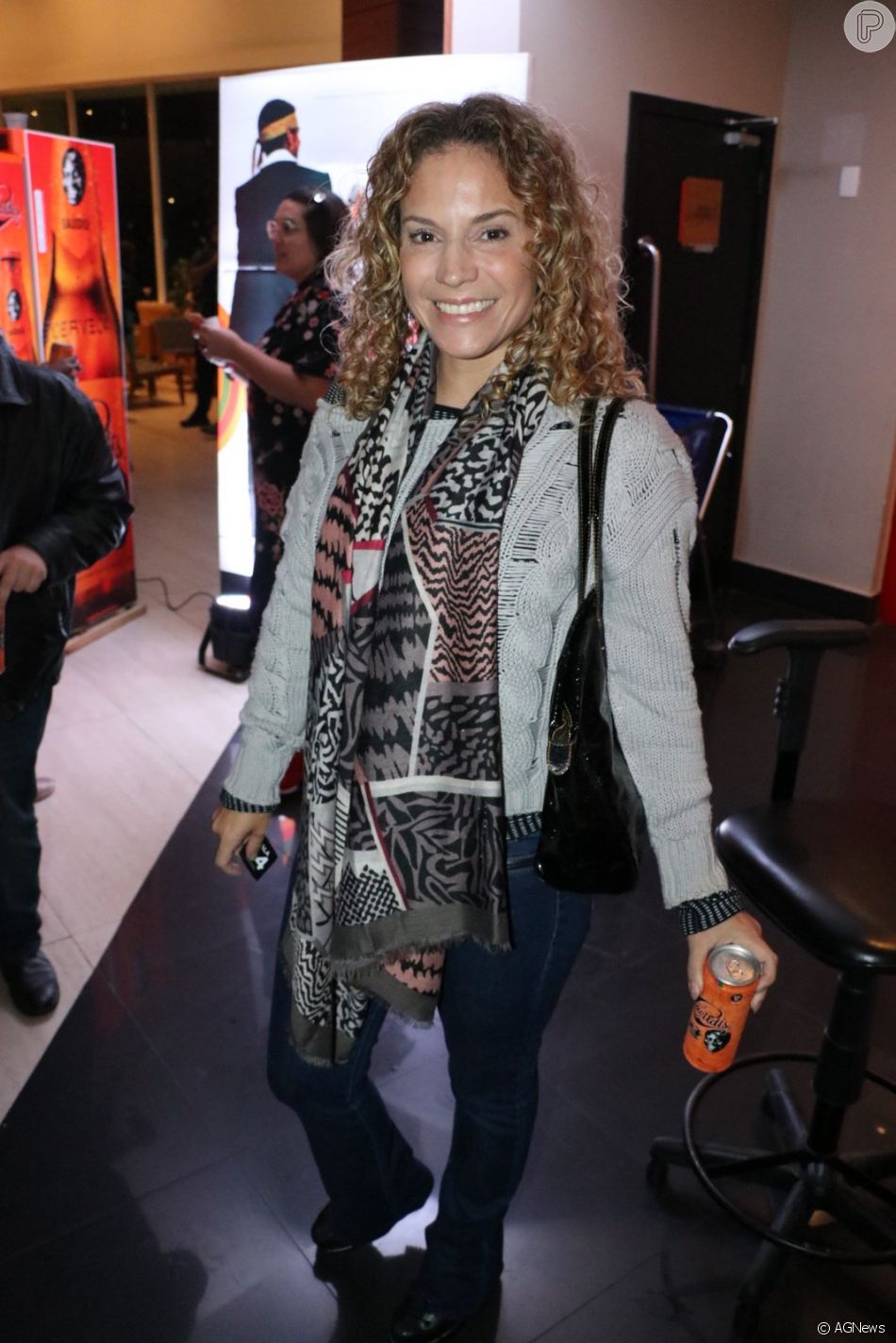 Maíra Charken prestigia première do filme 'Simonal' em cinema na Zona ...