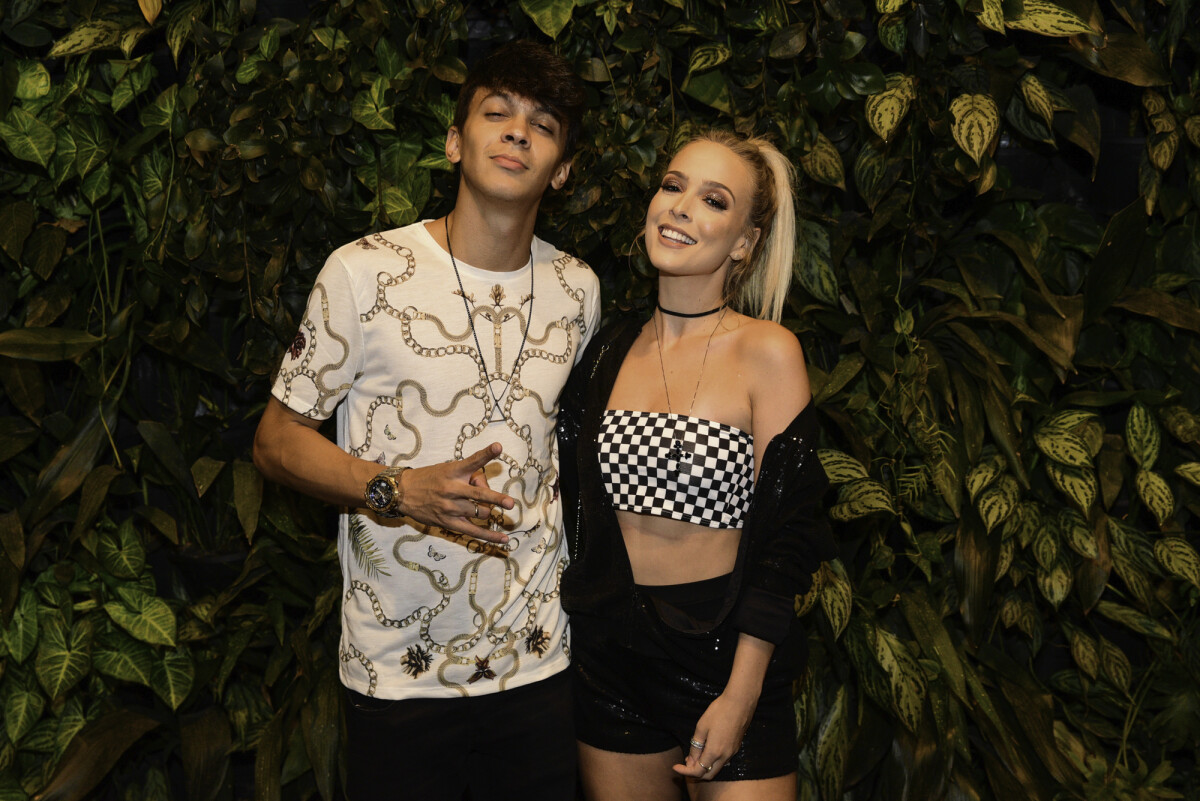 Foto: Tata Estaniecki e Julio Cocielo anunciaram sexo do bebê em uma ...