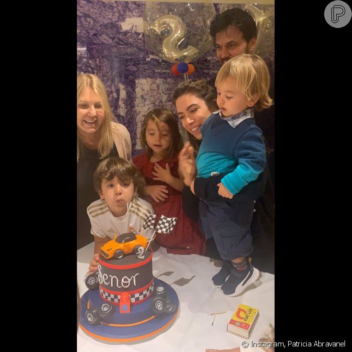 Filho de Patricia Abravanel e Fabio Faria, Senor ganhou festa de 2 anos ...
