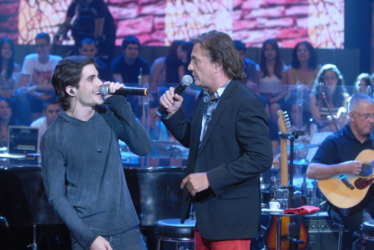Foto: Fiuk se apresentou com o pai, Fábio Jr., em SP e Thaisa Carvalho ...