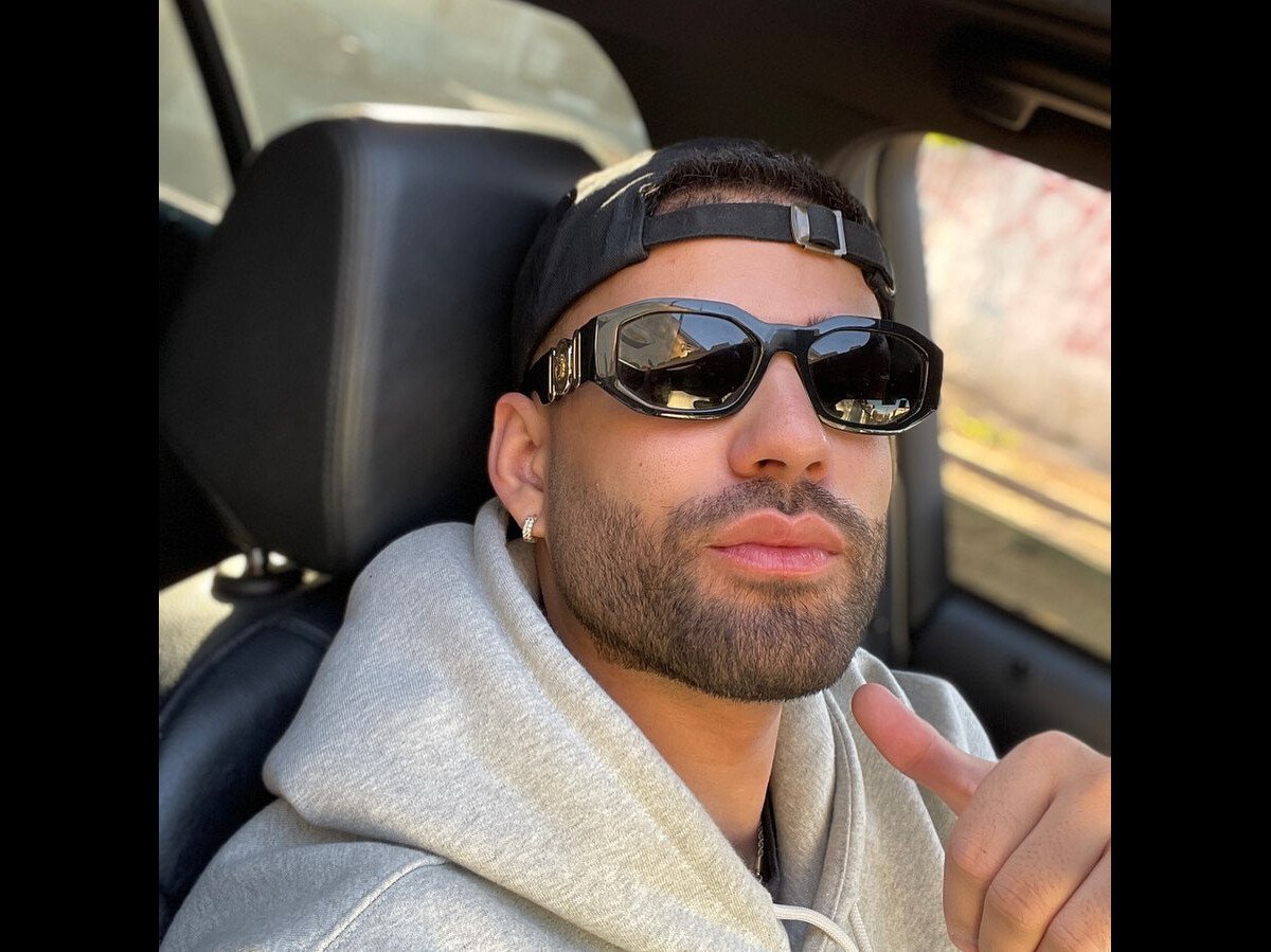 Foto: O rapper Krawk tem 24 anos e 2 milhões de seguidores e está na ...