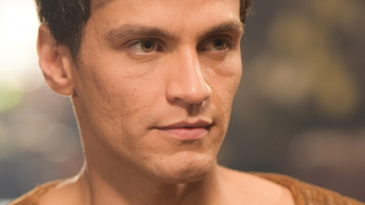Foto: Reta final da novela 'Gênesis': Er (Tiago Marques) pede desculpas ...