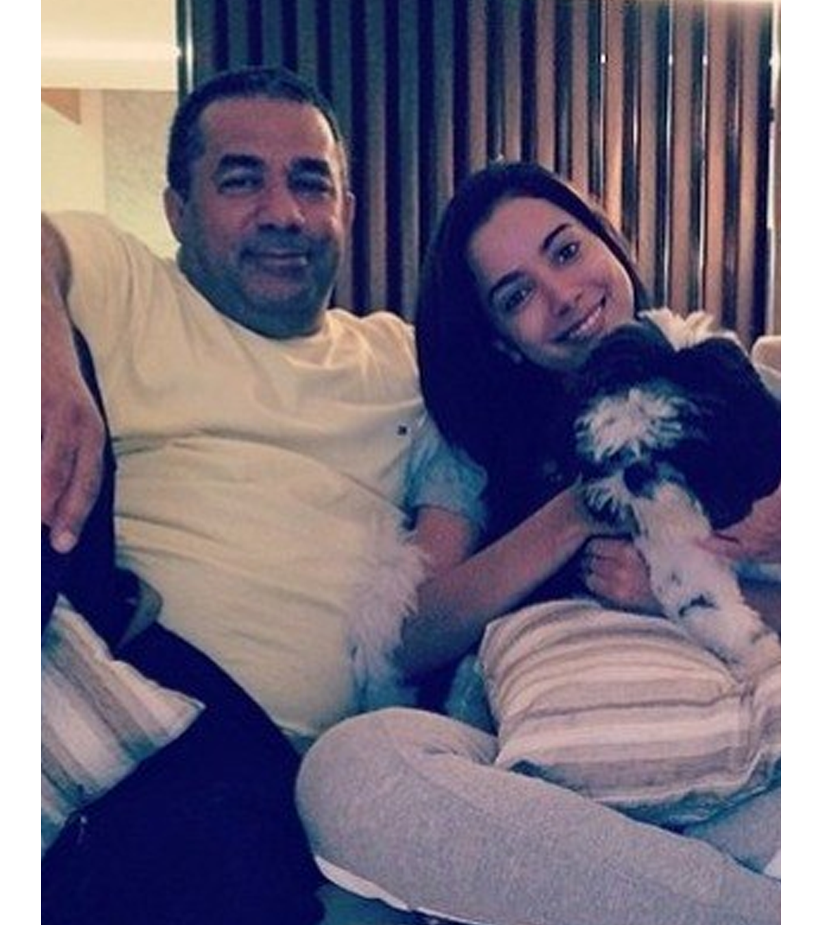 Foto: Pai de Anitta já está curado! Cantora celebrou a boa notícia com ...