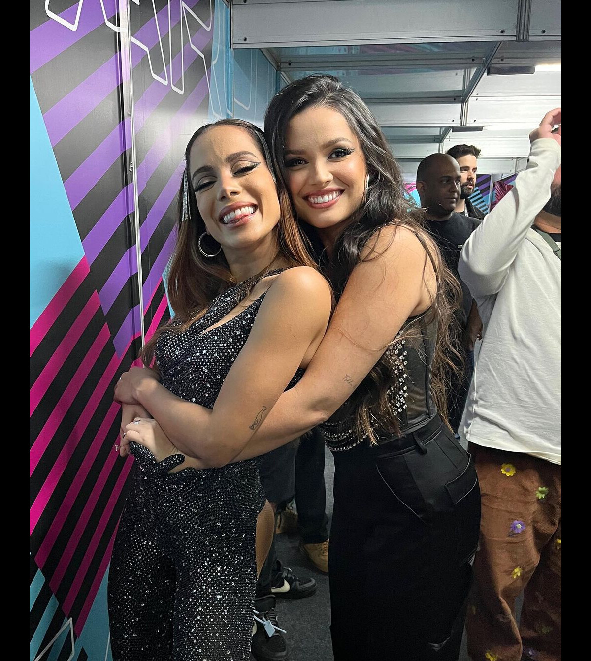 Foto: Após o Garota Vip, Anitta corta o cabelo e web reage - Purepeople